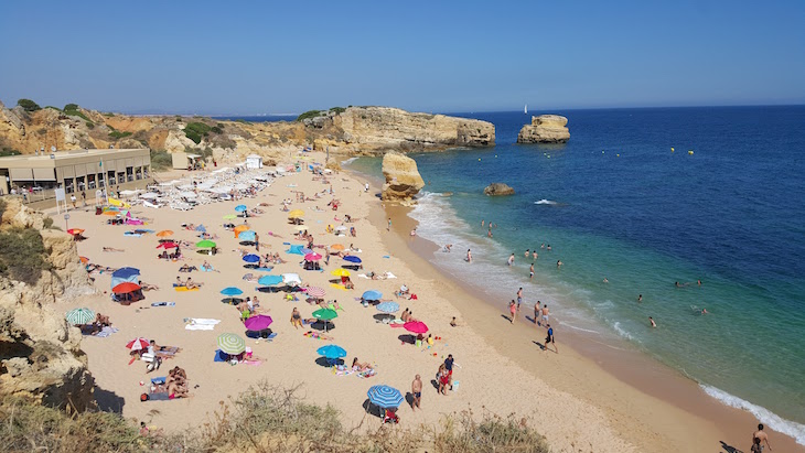 22 Praias de Albufeira com Qualidade de Água de Ouro | Viaje Comigo