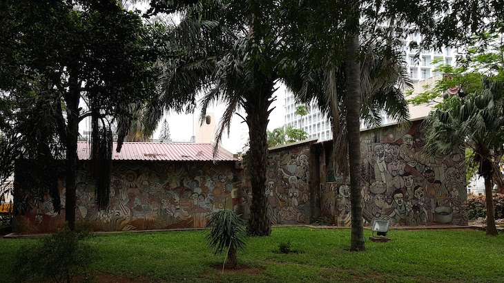 Museu de História Natural de Maputo | Viaje Comigo