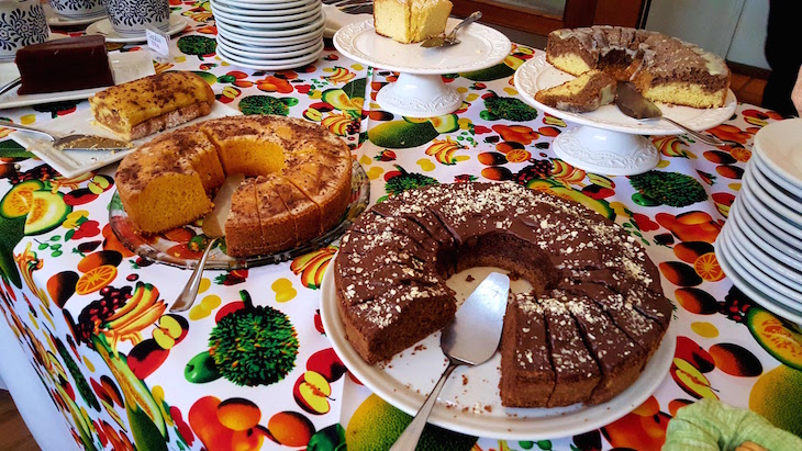 O pequeno-almoço (ou café da manhã), no Brasil, é mesmo de novela ...