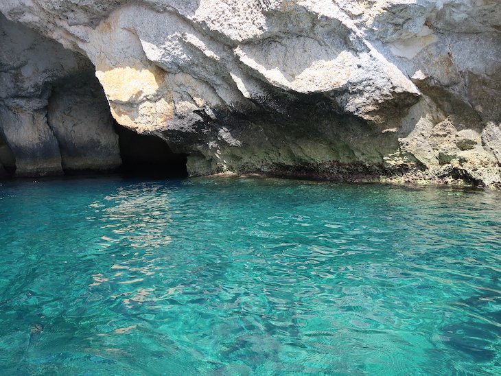 Blue Grotto, a Gruta Azul de Malta | Viaje ComigoViaje Comigo