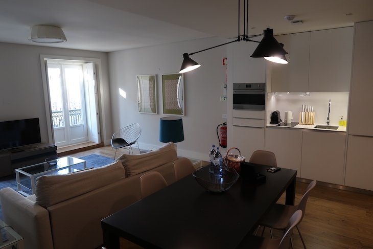 A sua casa em Lisboa: Chiado Square Apartments | Viaje ComigoViaje Comigo