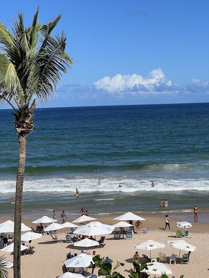 Barraca do Lôro: na praia de Stella Maris | Viaje Comigo