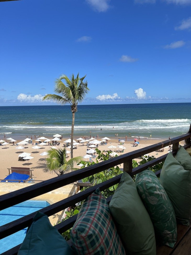 Barraca do Lôro: na praia de Stella Maris | Viaje Comigo