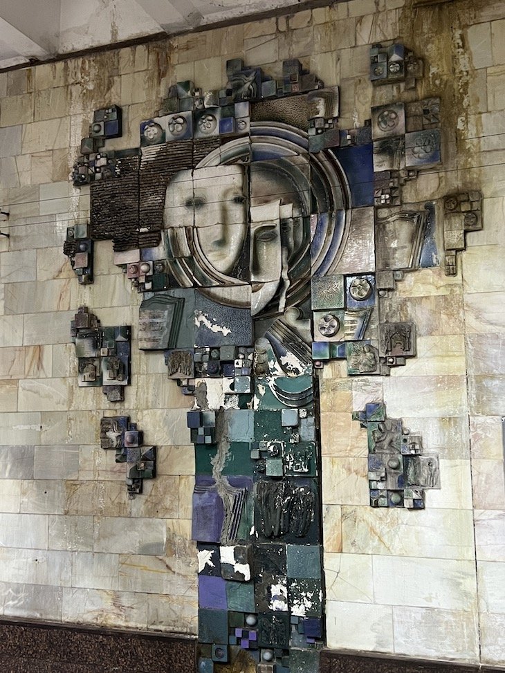 Estações de Metro em Tashkent, Uzbequistão | Viaje ComigoViaje Comigo