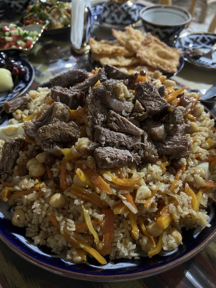 Viagem pela Gastronomia do Uzbequistão | Viaje Comigo