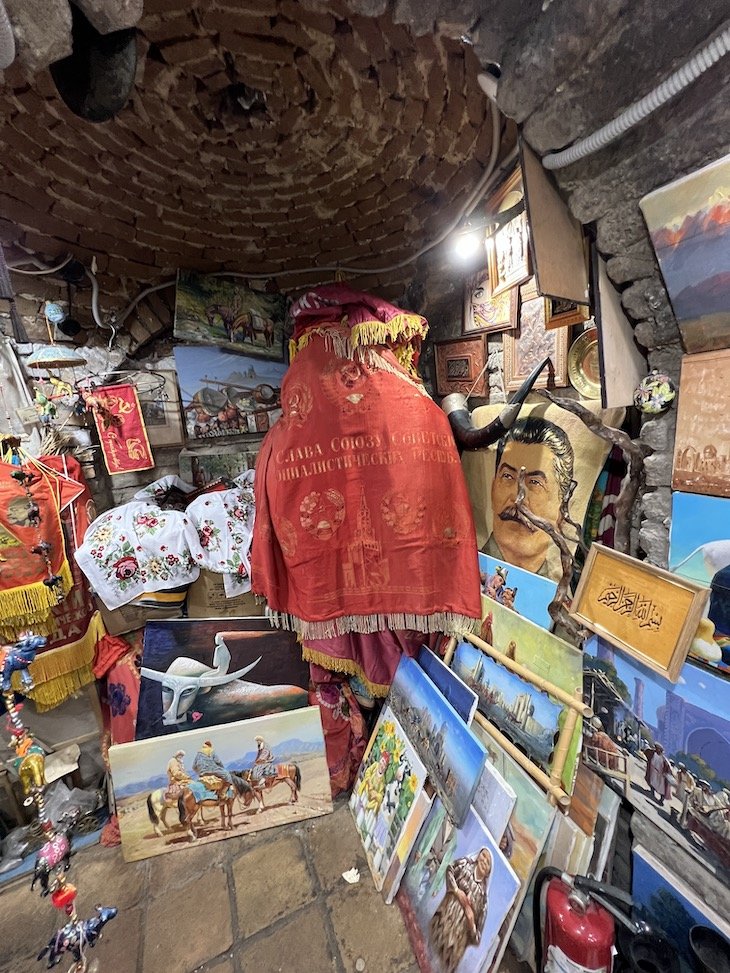Compras de artesanato no Uzbequistão | Viaje Comigo